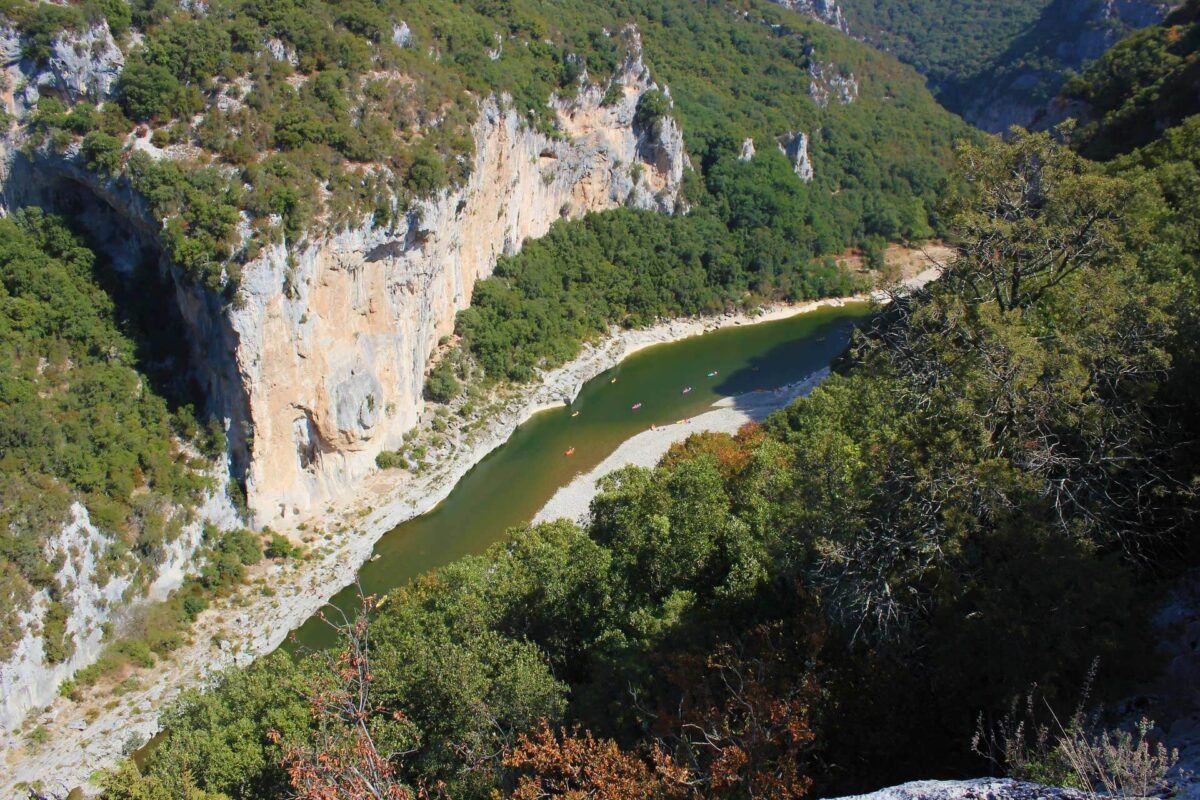 Ardèche Canoe – The descent